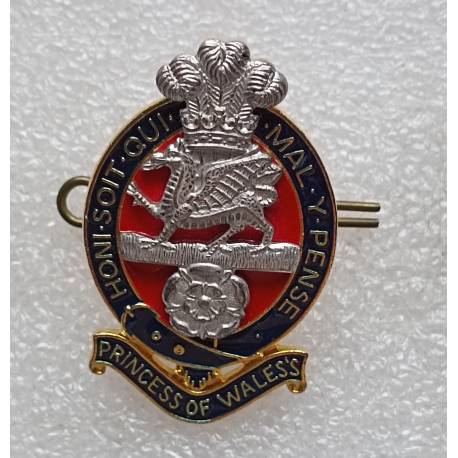Angleterre : Princess of wales Royal Regiment (PWRR) cap badge